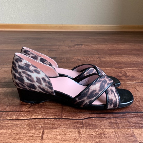 Taryn Rose | Shoes | Taryn Ross Leopard Print M Opentoe Wedge Sandals ...